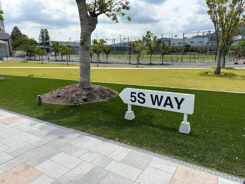 【キャンパス探訪】「有信並木」から延びた通り「5S WAY」|キャンパスライフ|FUKUDAism（フクダイズム）|福岡大学